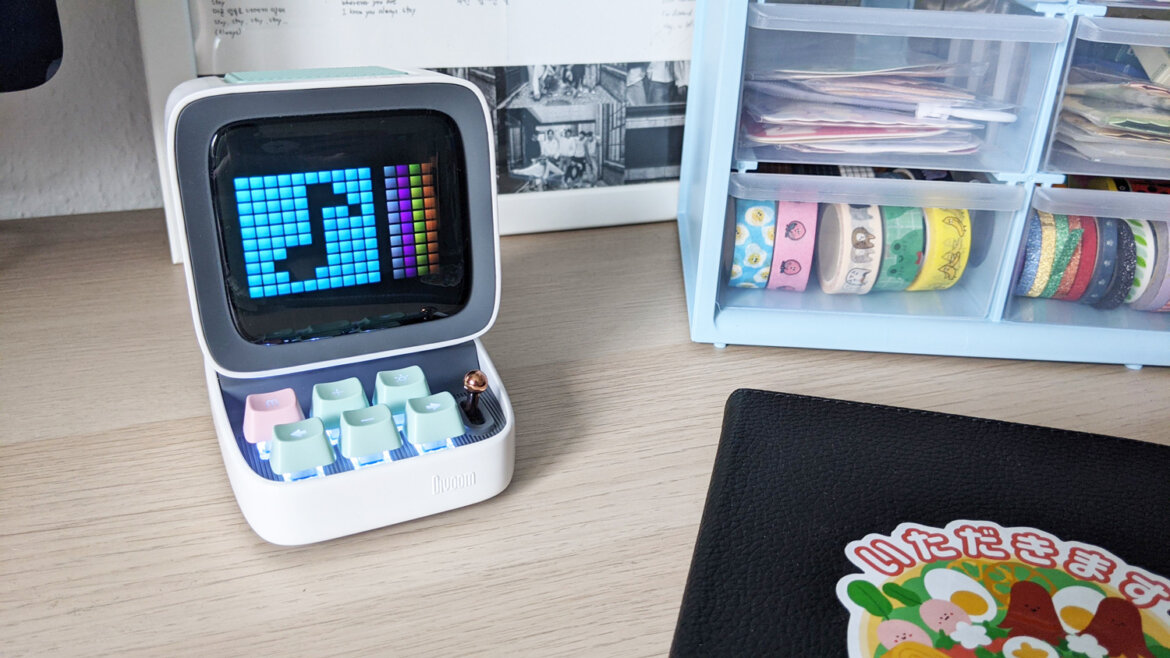 Divoom Ditoo Bluetooth speaker : test & review in pictures